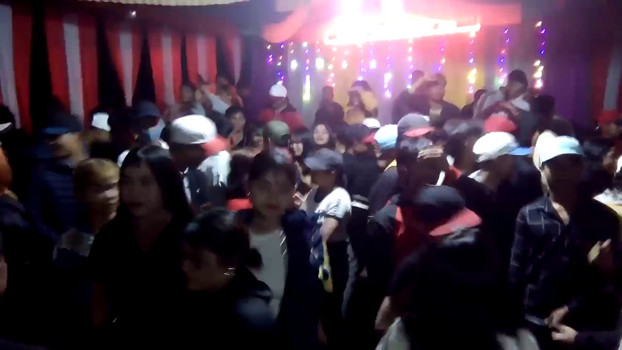 Nhac san 2020 tai lang o ngol - YouTube