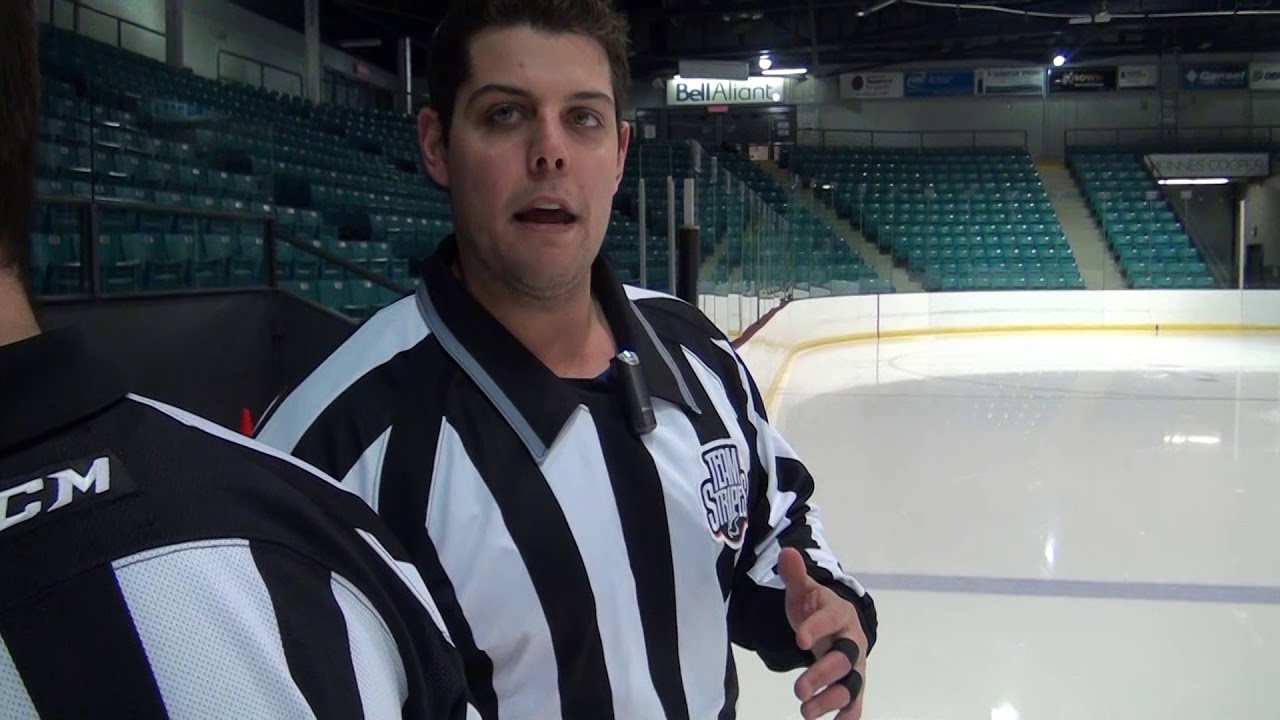 How Linesman Support Referees at the Bench - YouTube