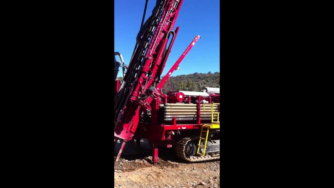 Rig1 Using KWL rod handler with 685 schramm - YouTube