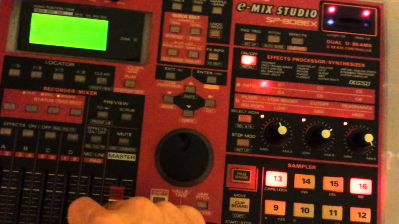 Roland Sp808ex sampler effects processor - YouTube