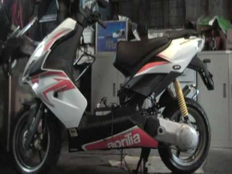 Aprilia SR50 ditech converted to SR70 Carb - YouTube