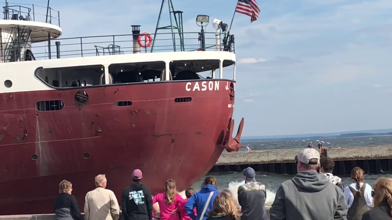 Cason J Callaway departs Duluth Minnesota going to two harbors 6/28 ...