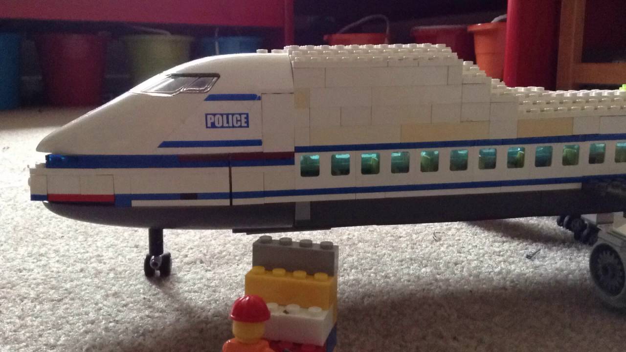 lego plane crash pt 1 - YouTube