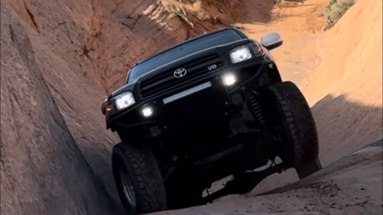 1st Gen Toyota Tundra on HELLS GATE MOAB - YouTube