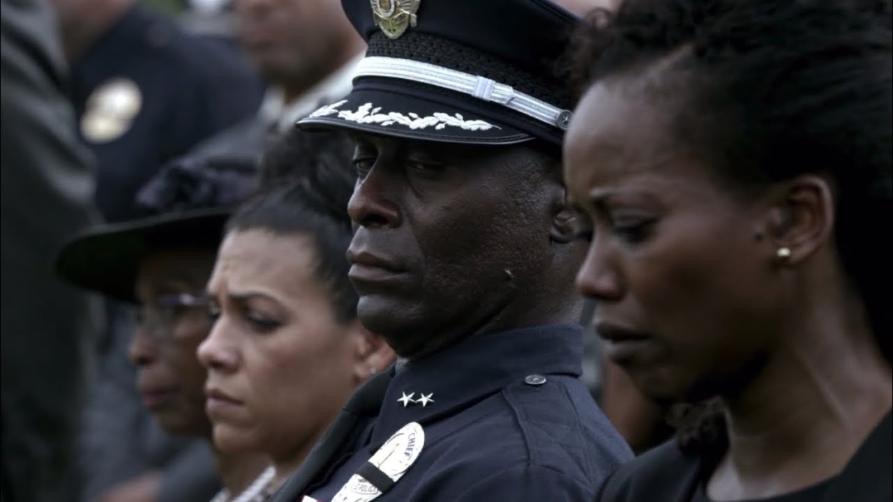 Bosch - George Irving’s Funeral [2x07] - YouTube