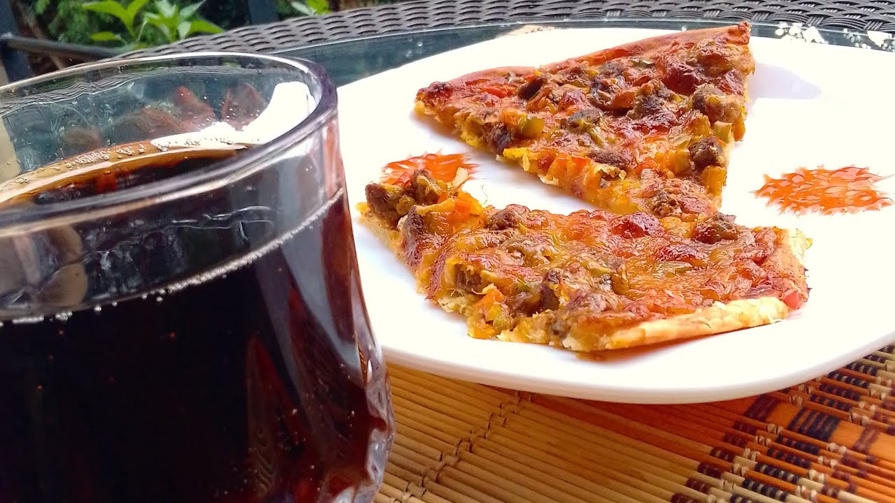 How to prepare homemade pizza 🍕/Procedure for making pizza - YouTube