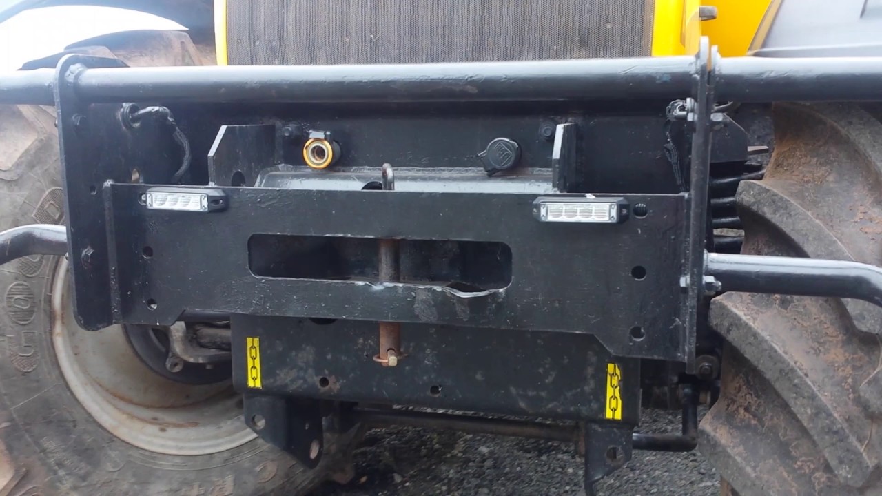 LightBar UK C4 LED Recovery Warning Fend OFF Units - YouTube