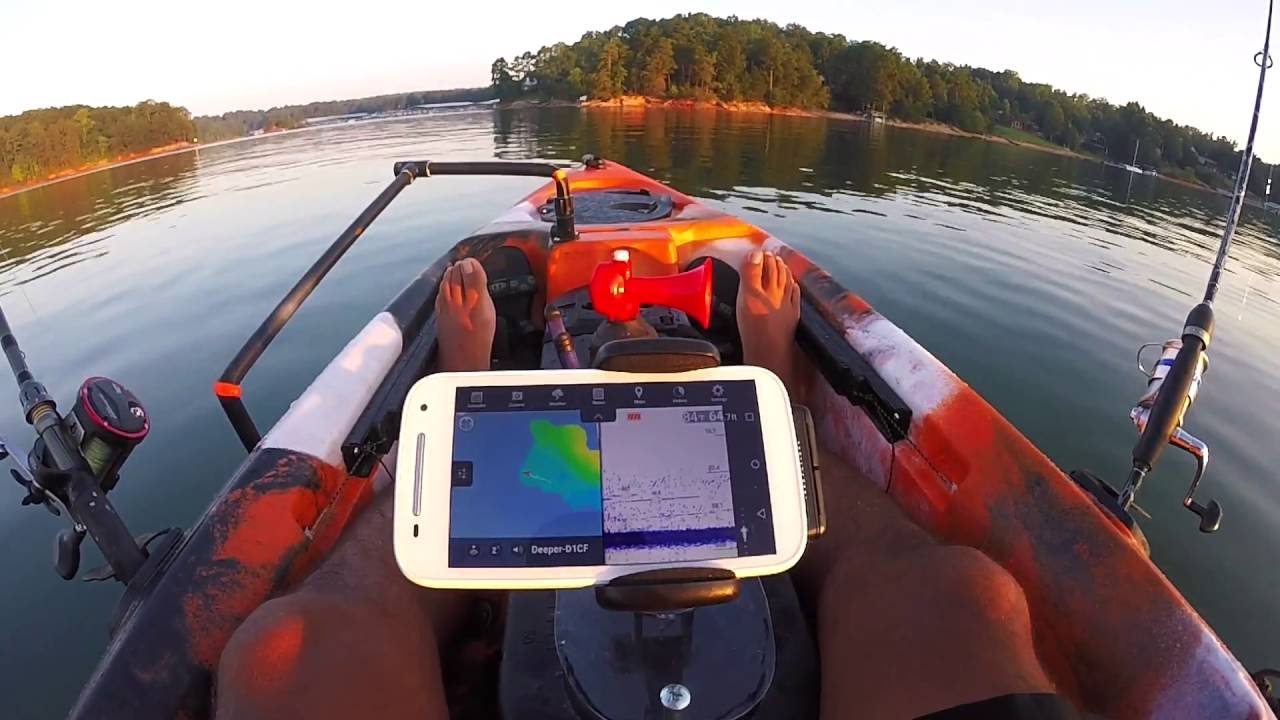 Buscando los Striper Lake Lanier/Lago Lanier. Usando Deeper fishfinder ...