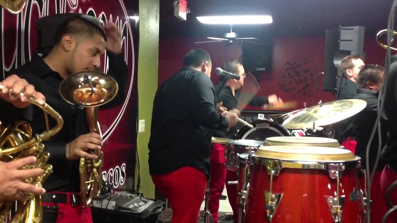 Banda El Coronel - YouTube