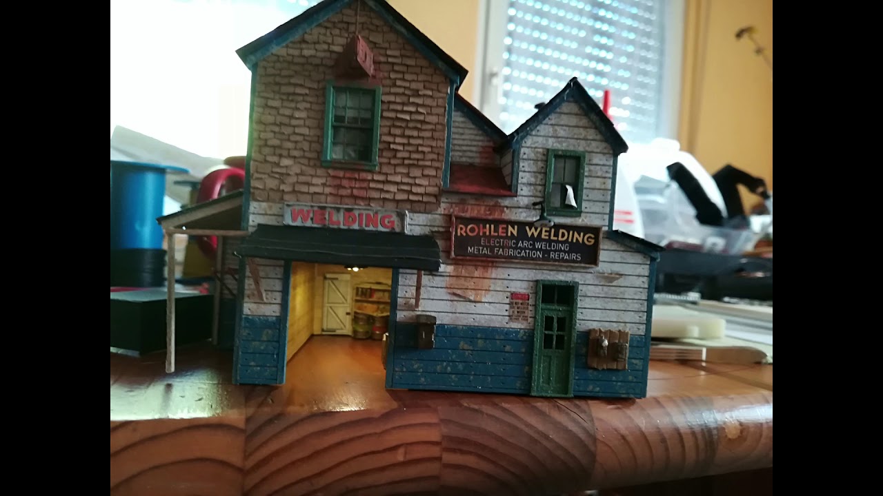Rohlen Welding, H0 scale - YouTube