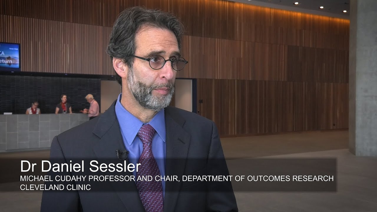 Dr Daniel Sessler from the Cleveland Clinic talks with Dr Candice ...