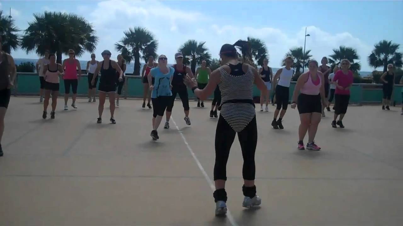 80's Aerobics in the sun IAW 2011 March - YouTube