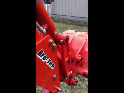 Kubota BH77 backhoe bucket sagging - YouTube