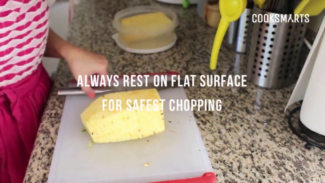 How to cube pineapple.mp4 - YouTube