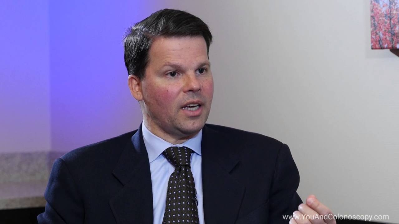 How is a colonoscopy performed? - YouTube