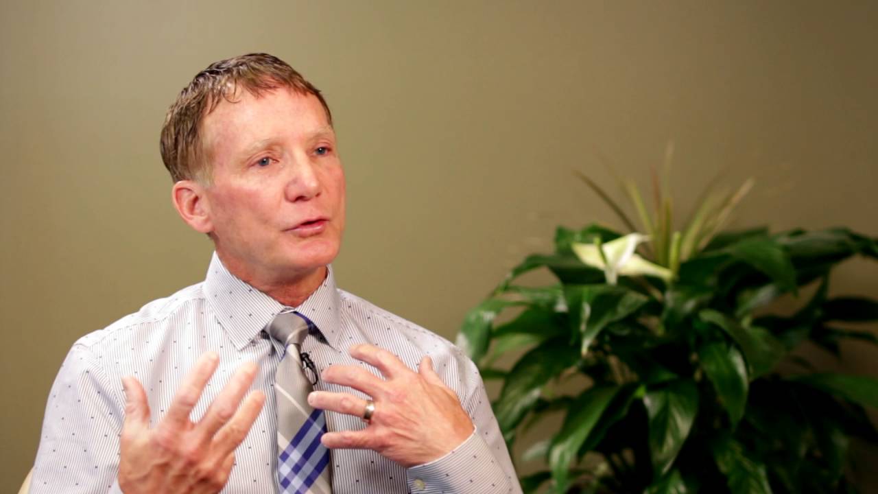 Orthopedic Surgeon Brad J. Larson - YouTube