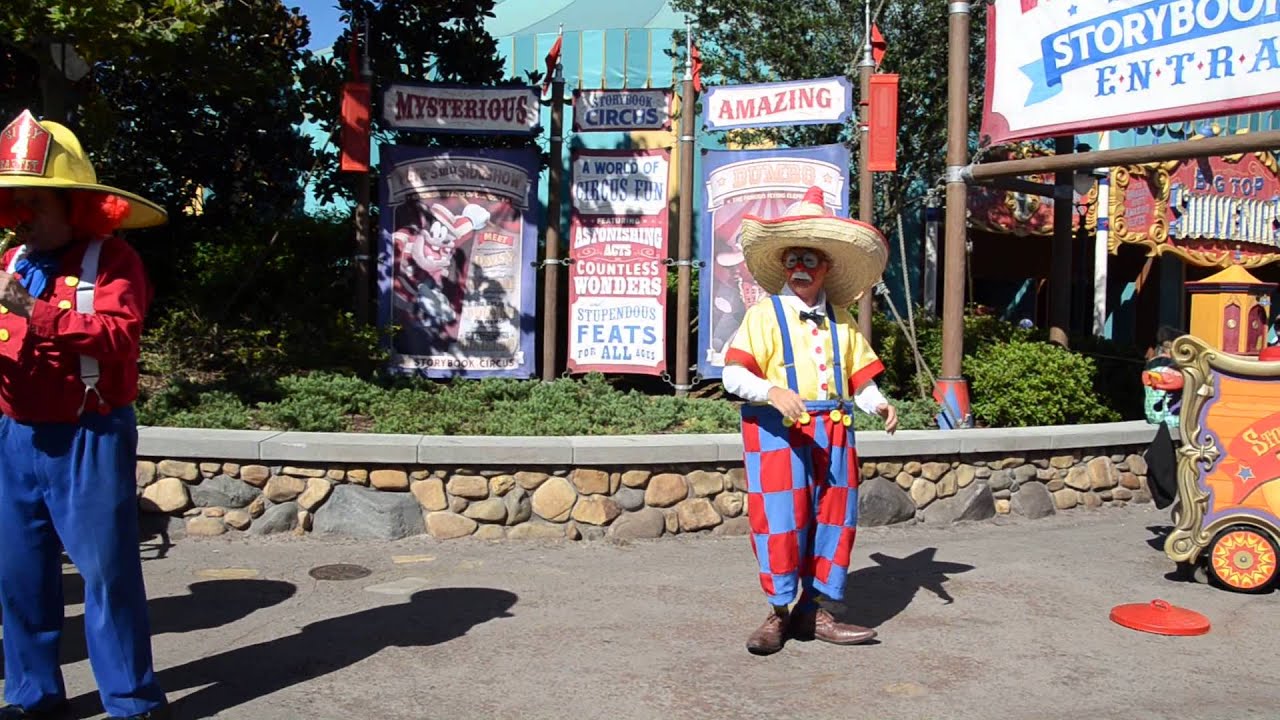 Storybook Circus Giggle Gang- Sneaky Band - YouTube