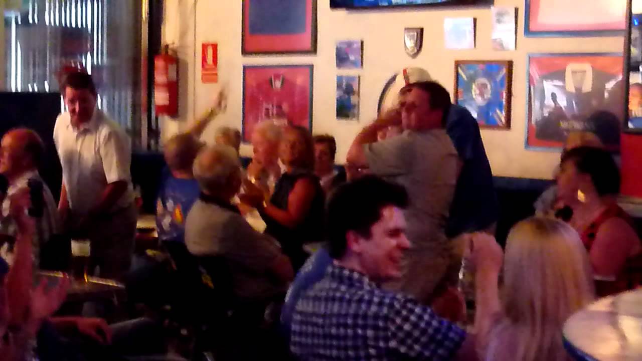 Rangers - The Sash - Tenerife - Ibrox Bar - YouTube