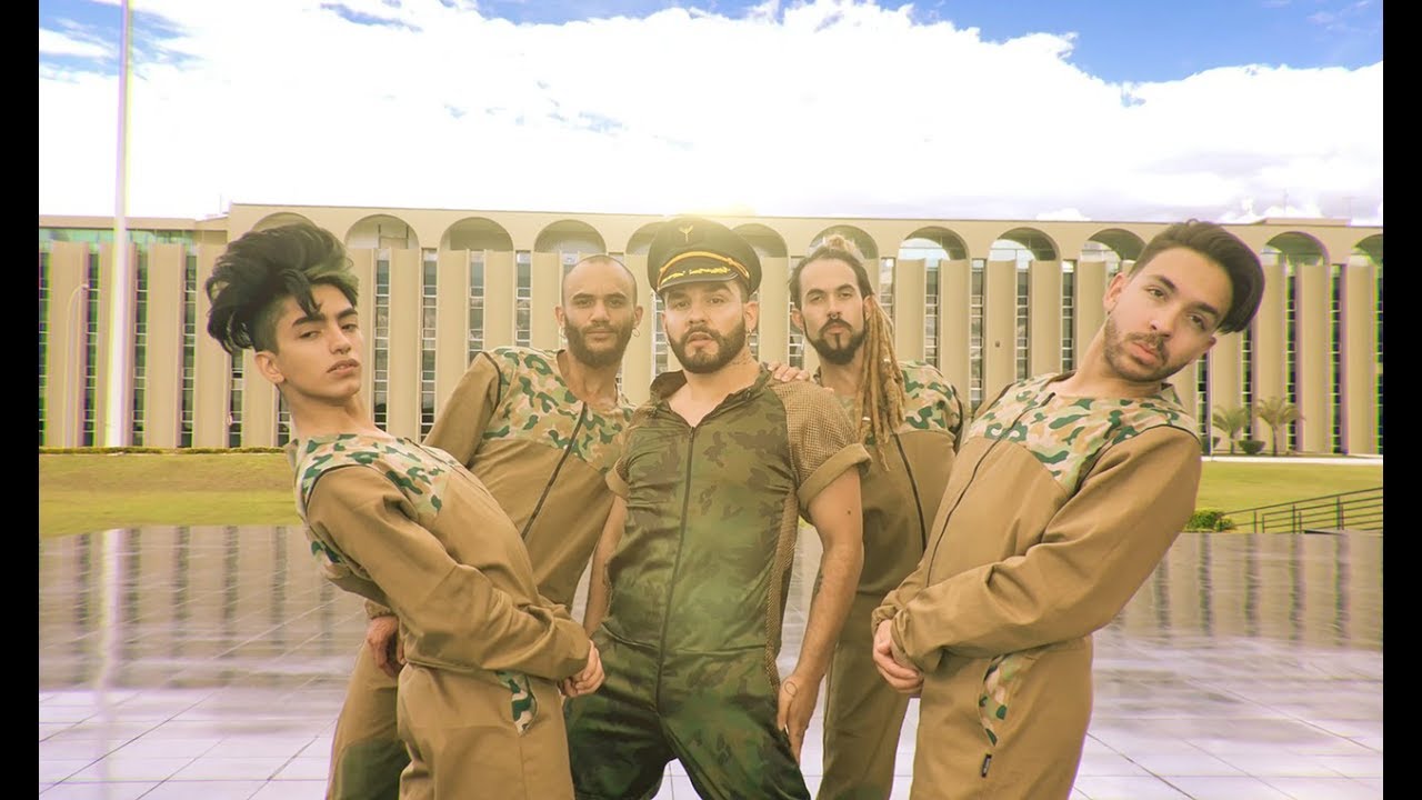 Fiákra - Legado ft Paulo Amaro & Pocs Crew (Clipe Oficial) - YouTube