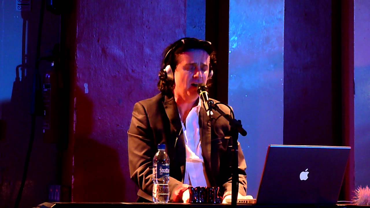 Steve Hogarth - Ruby Tuesday - YouTube