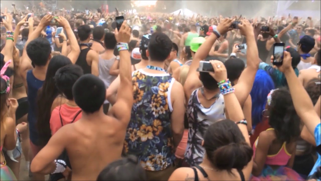 EDM Moshpit Compilation - YouTube