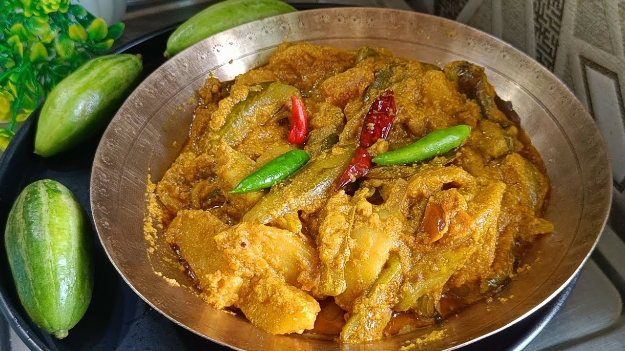 পটল আলুপোস্ত/ patol aloo kosha recipe/ patol aloo rosha recipe/parwal ...