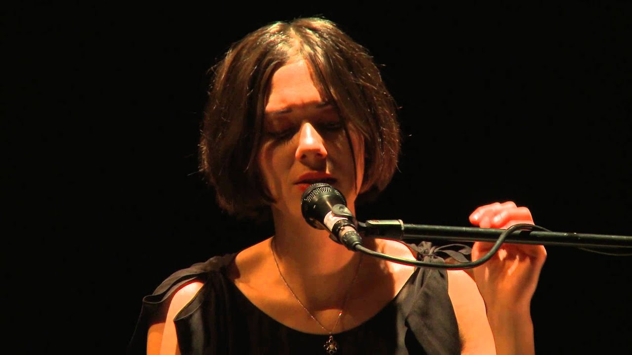 Fly Now - Olivia Trummer, Live in Stuttgart - YouTube