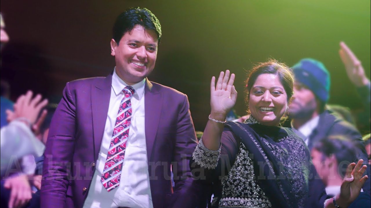 Apostle Ankur Narula Dance with David - The Christmas Rally - YouTube