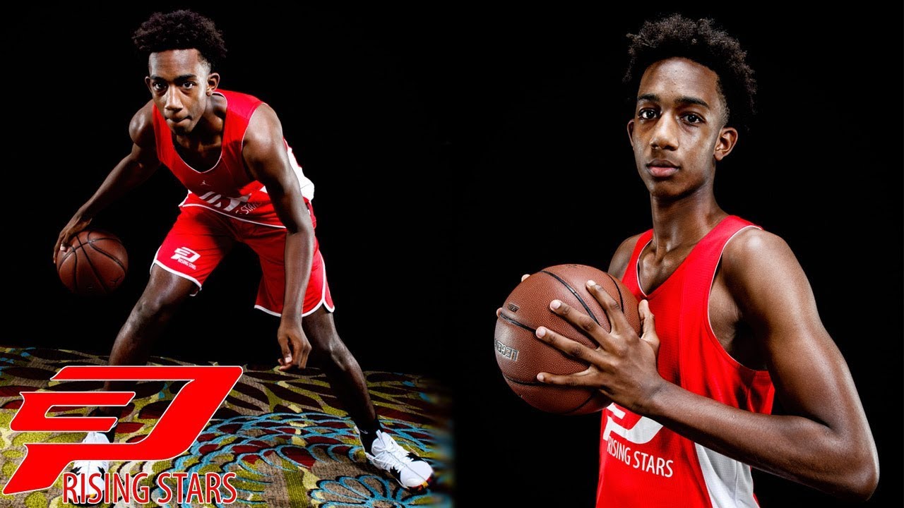 Caleb Young is an INSIDE/OUT THREAT at the 2018 CP3 Rising Stars Camp ...