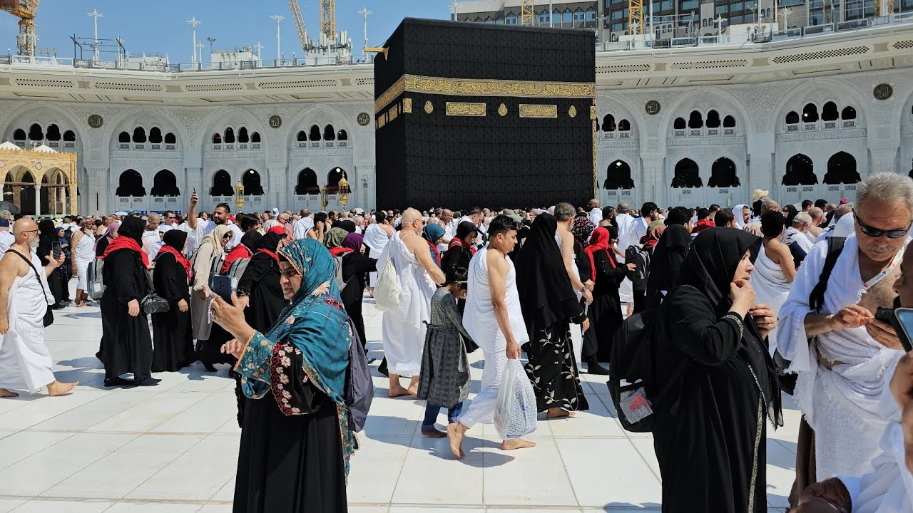 Makkah Streets | Today 12 Feb 2025 | Food & Travel | Kaaba Live🔴|Masjid ...