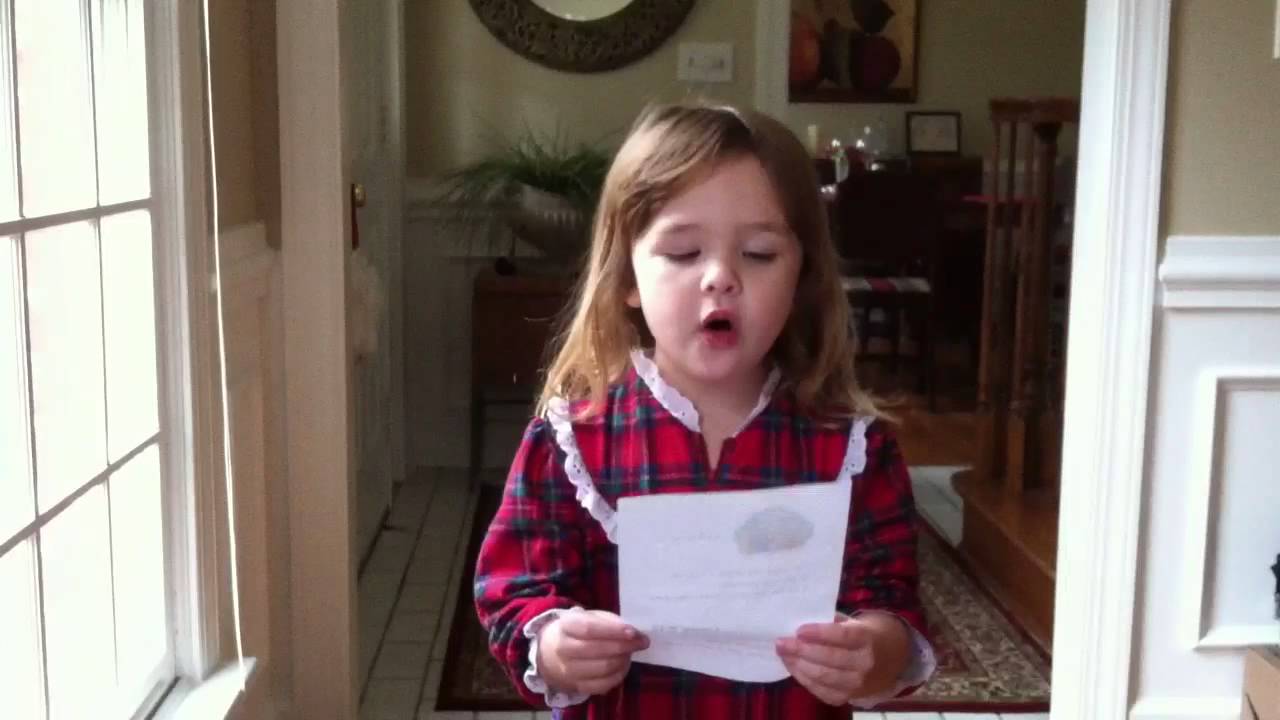Tabitha recites bible verse Luke 2:11 in Spanish - YouTube