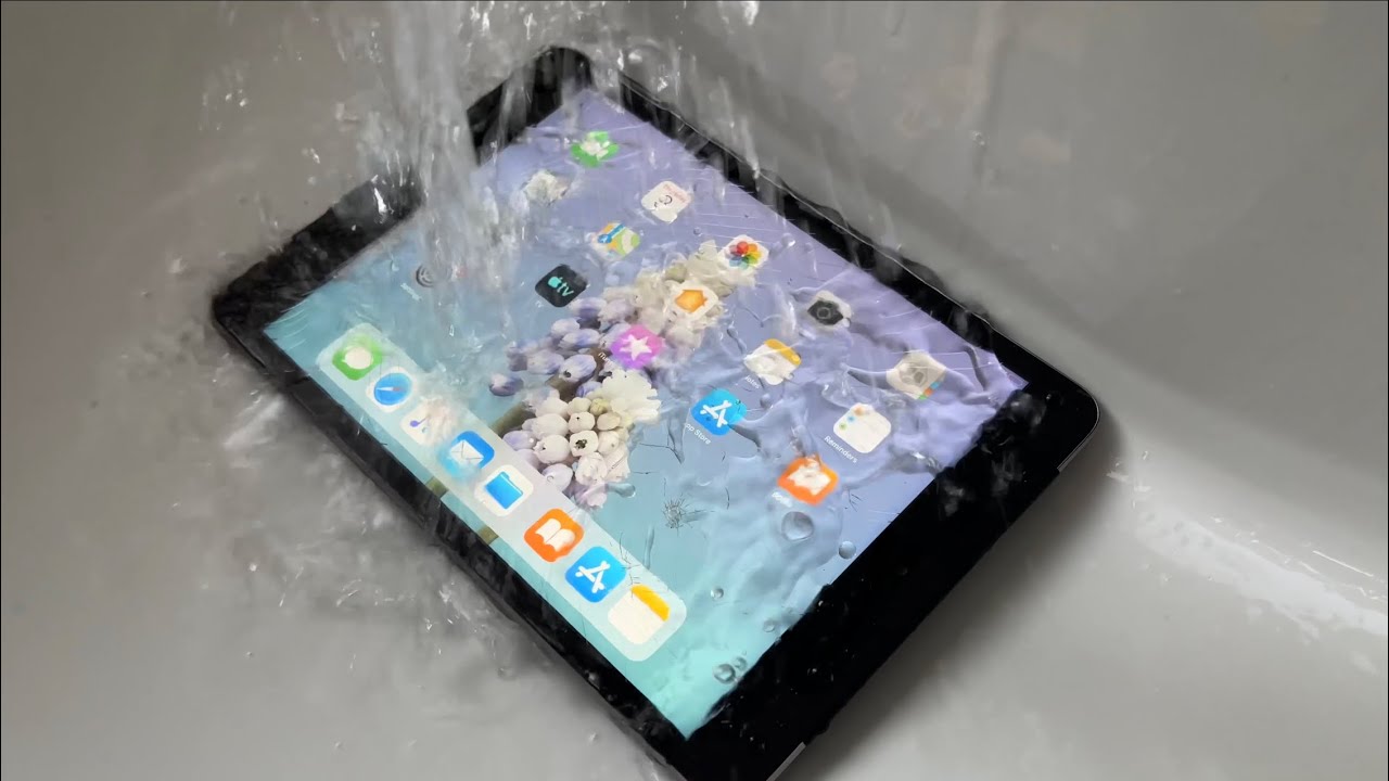 iPad mini water test - YouTube