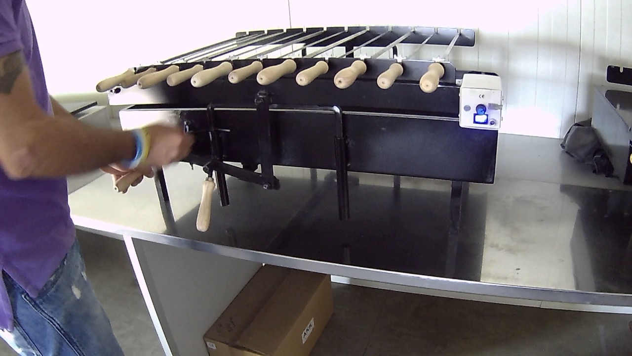 Rotisserie charcoal Barbecue. Chain mechanism!! - YouTube