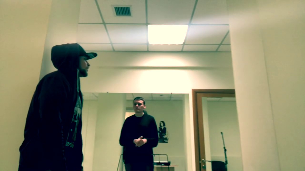 Alex Shelest Vocal Lessons - How to belt with rasp/grit/distortion ...