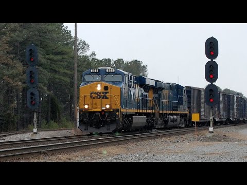 CSX 894’s horn on a synth - YouTube