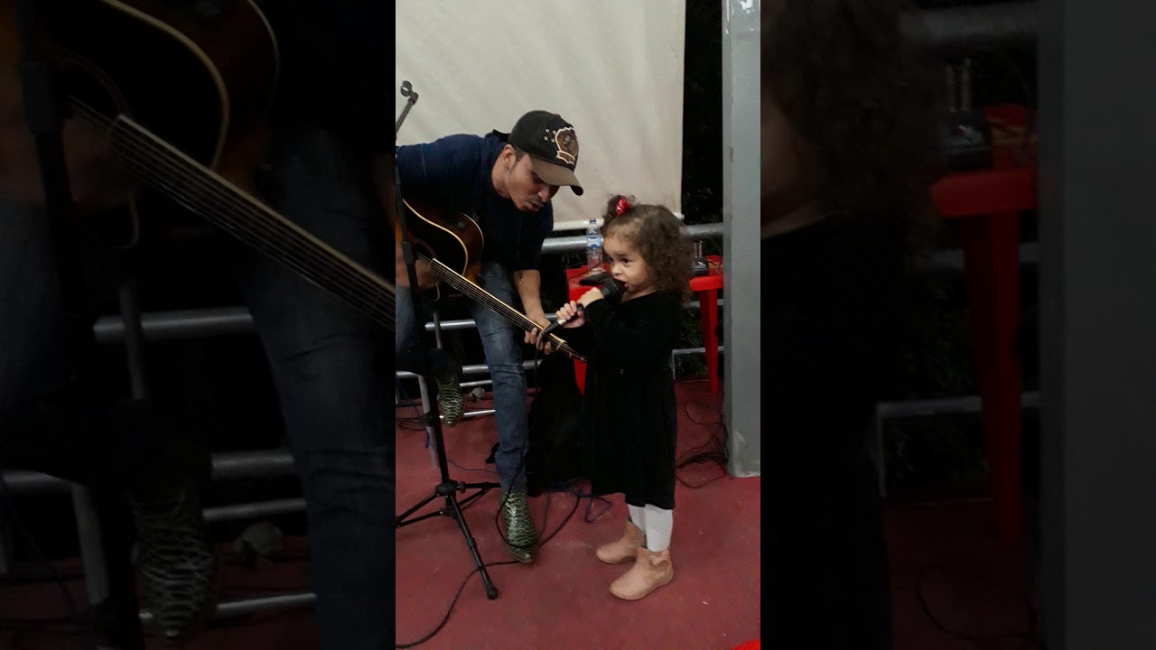 Victoria Camargo nosso pinguinho de gente 😍 - YouTube