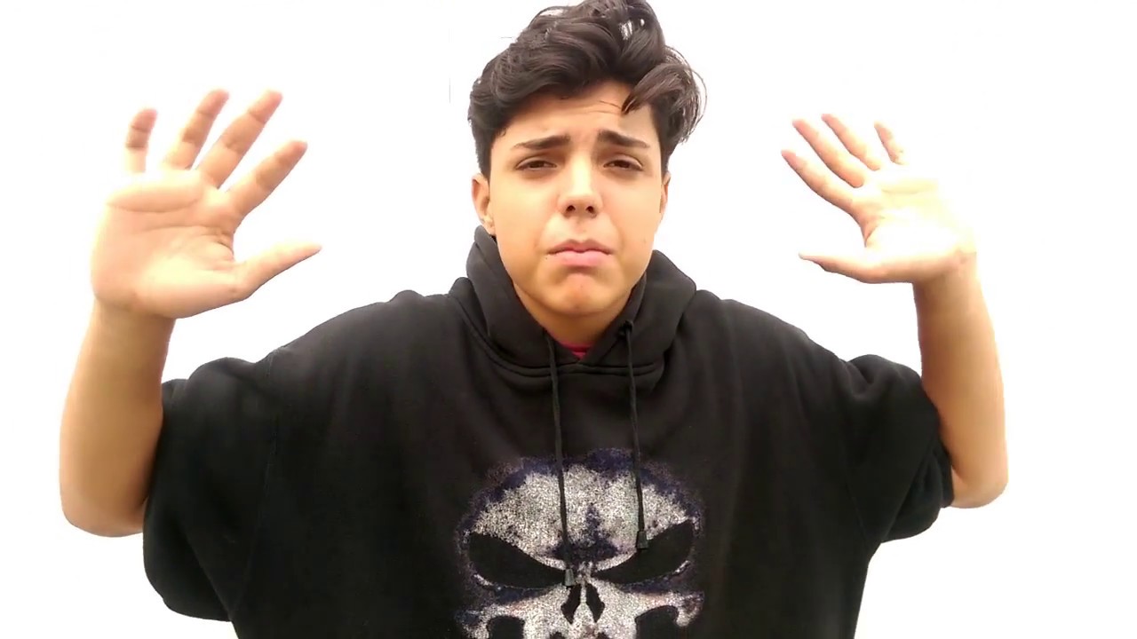 ME ROBARON, STORYTIME / Angelo Tovar - YouTube