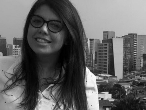 Transmissão ao vivo de Caroline Lima - YouTube