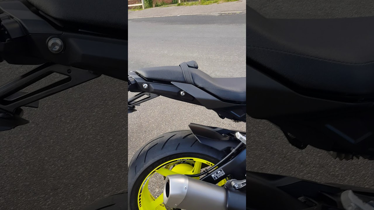 MT10 with Dominator decat link pipe and stock exhaust - YouTube