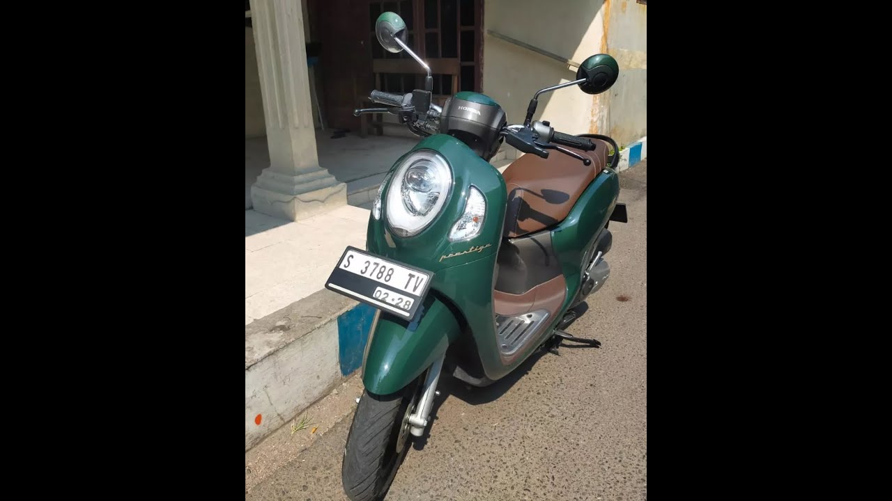 MeRubah Warna Doff Scoopy New menjadi Glossy - YouTube