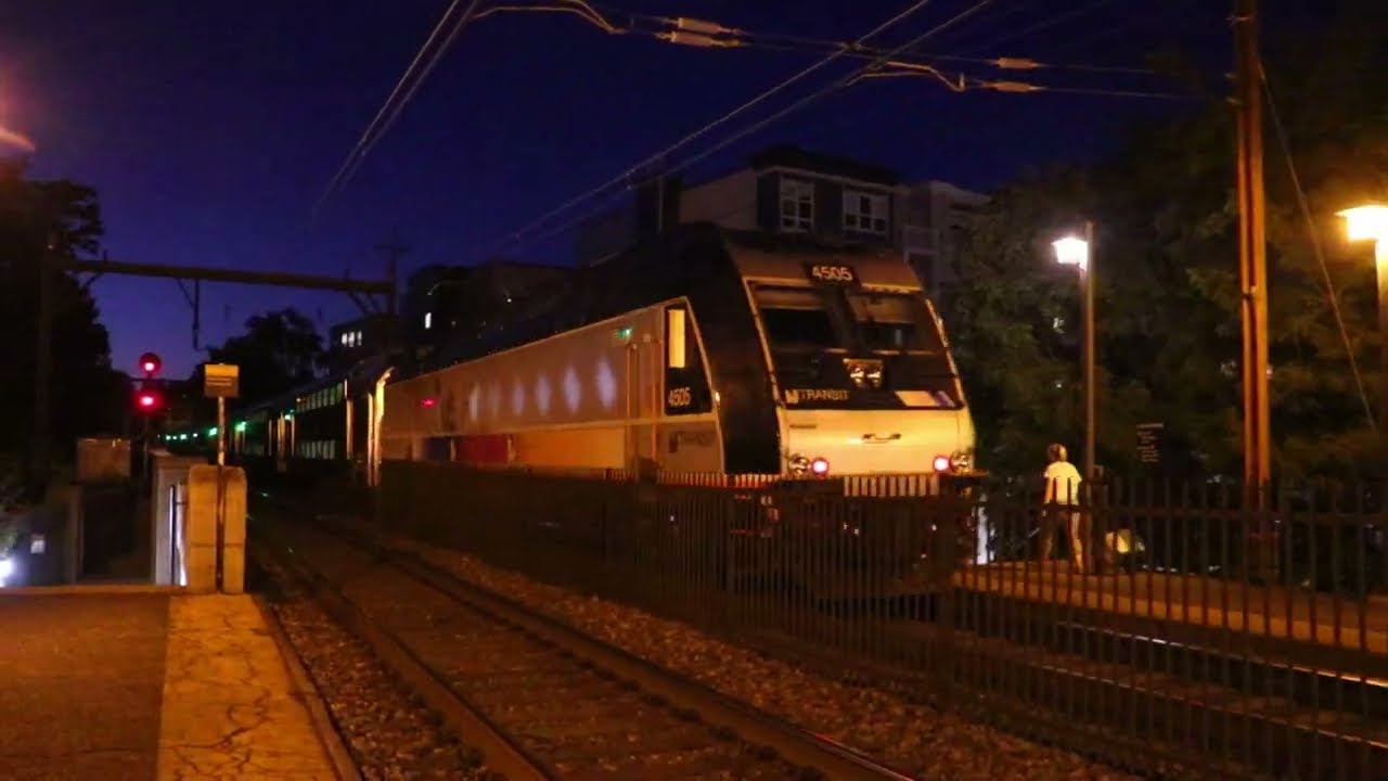 New Jersey Transit : Montclair State University Bound Train(6291 ...