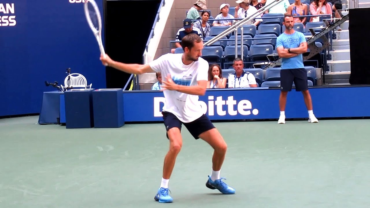Daniil Medvedev Forehand [Slow Motion] - YouTube
