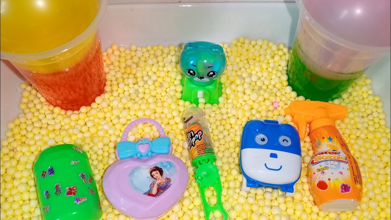 ASMR balloon pop,balloon burst & balloon explode,candy - YouTube