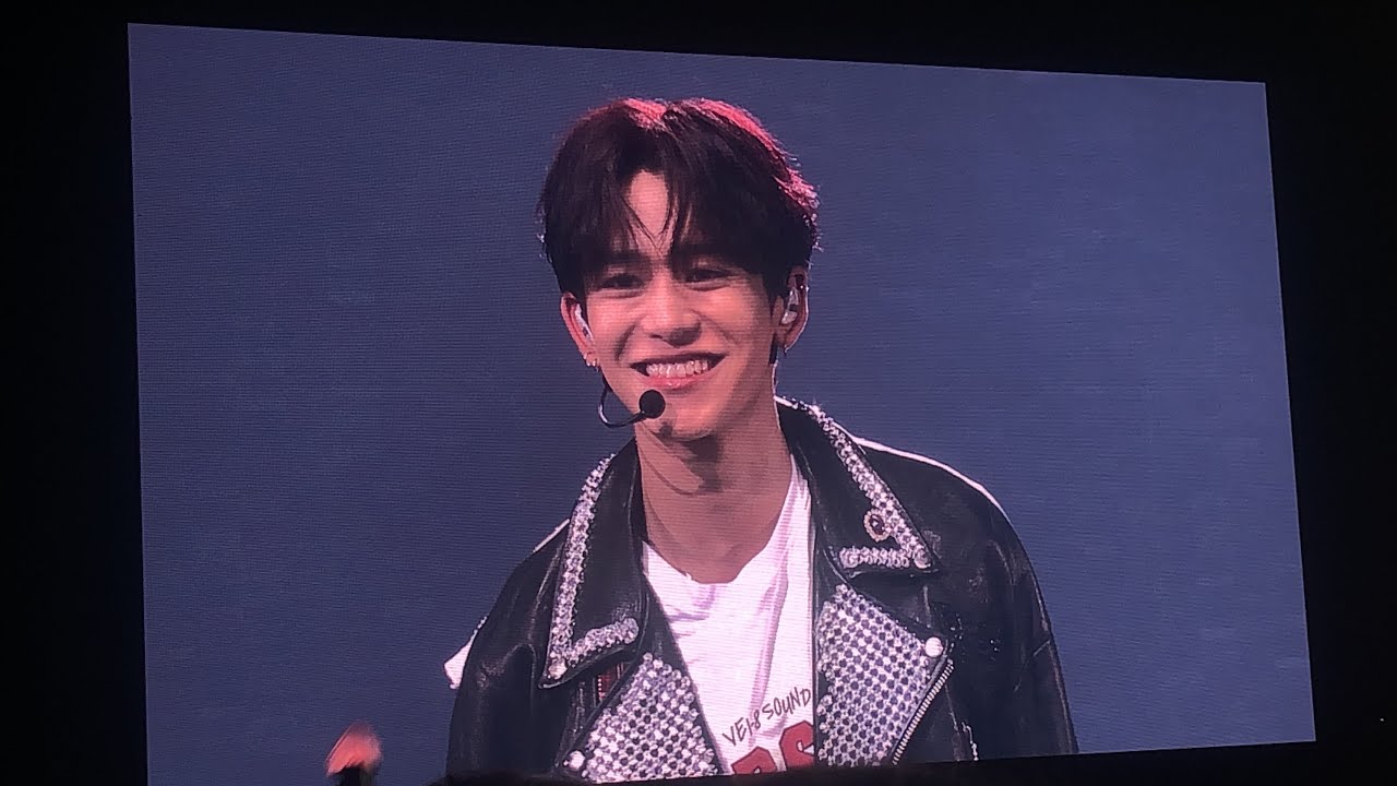 200228 Lucas - Bass Go Boom @ LONDON O2 Arena (SuperM We Are The Future ...