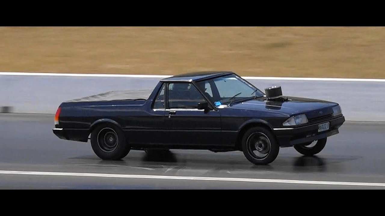 TCR AUTOMOTIVES V8 XE UTE 10.38 @ 130 MPH - YouTube