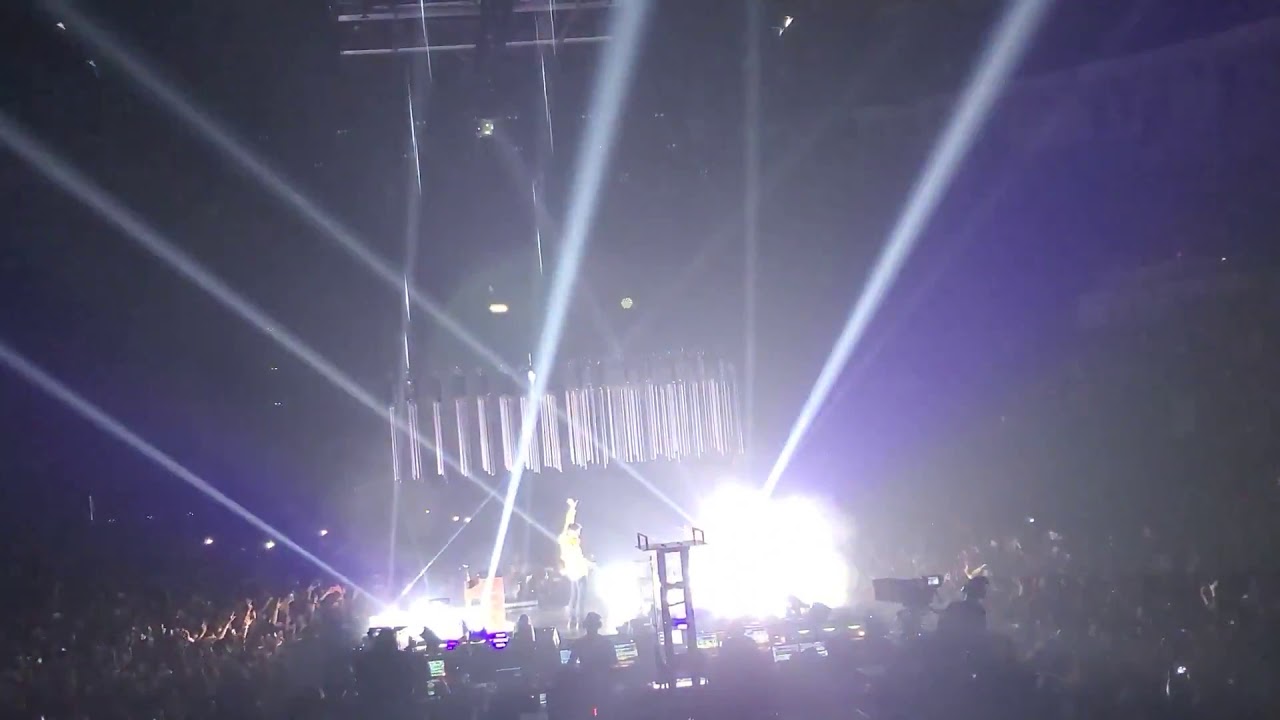 Twenty One Pilots Bandito Tour - November 5, 2019 - San Diego - YouTube