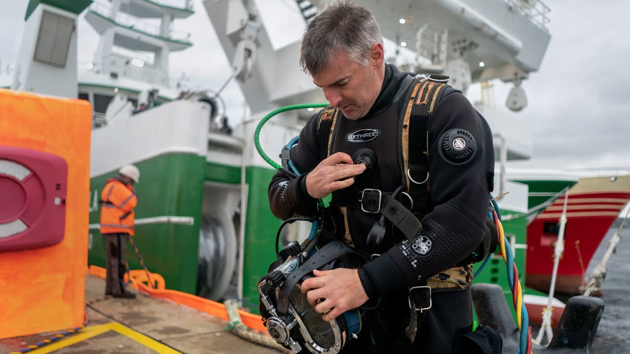 'You never forget you are under water': An inside look at commercial ...