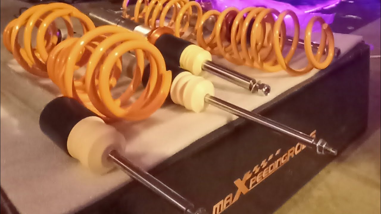 2010 Ford Fiesta WS gets Maxspeeding coilovers and front brake service ...