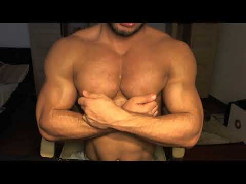 Ray Dillon's outstanding muscle pecs and pair of succulent nipples...