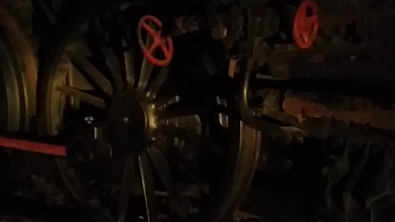 MISTIS !!!! Detik-detik D52099 menapakkan rodanya - YouTube